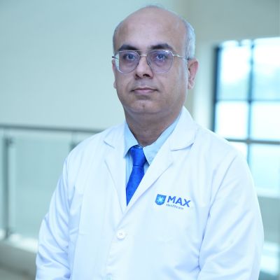 Dr. Rahul Darshan Arora, Bone Marrow Transplant Surgeon, Hematologist ...